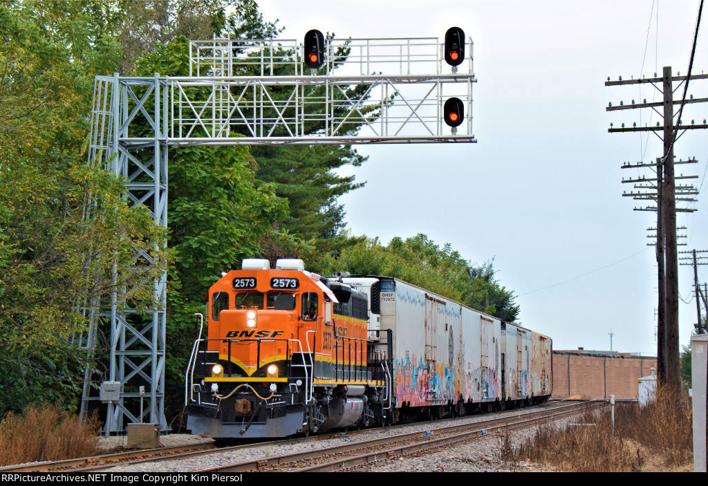 BNSF 2573